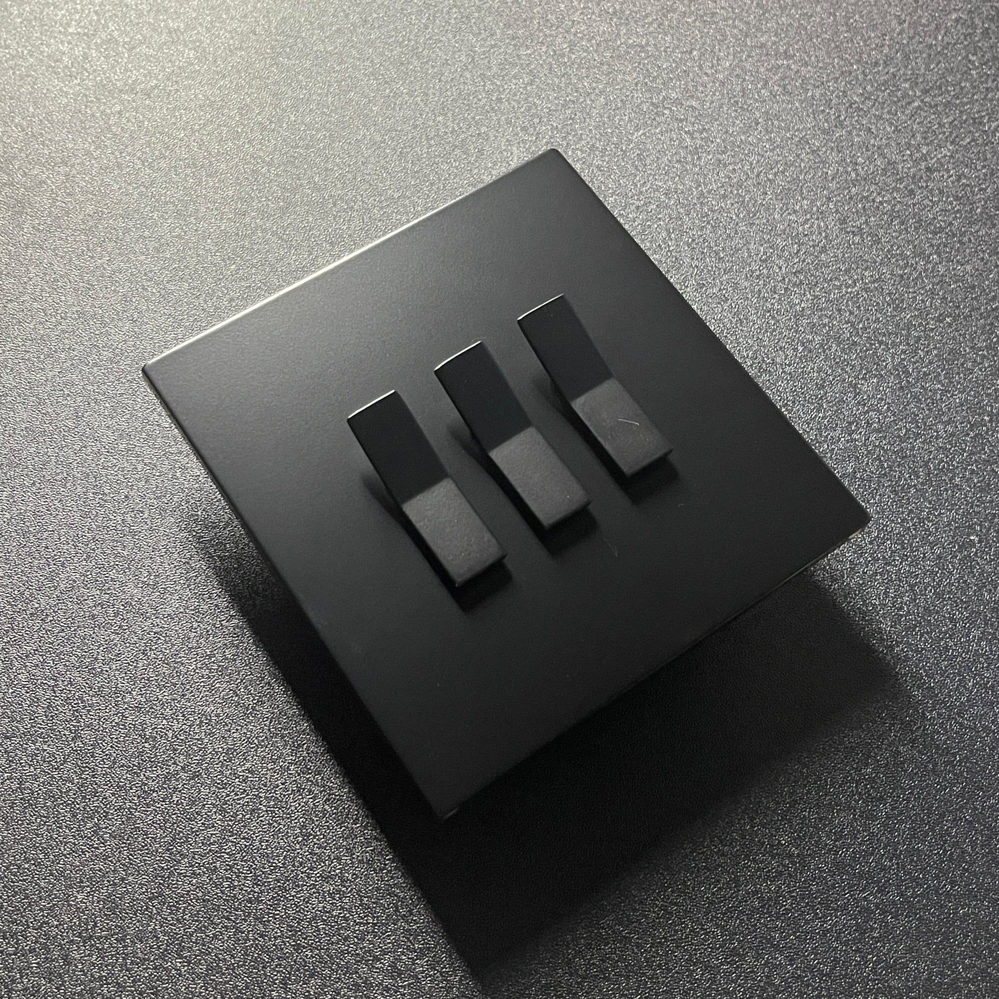 curve – Light Switches